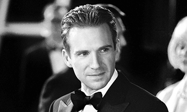 Ralph Fiennes - “Ông Hoàng” vai phản diện - Thời Báo Newspaper - Giải Trí